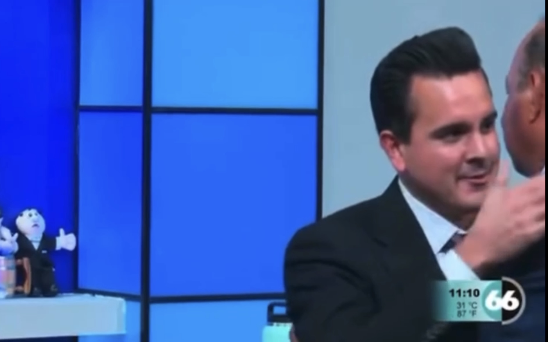 Despiden a conductor Gustavo Macalpin en vivo